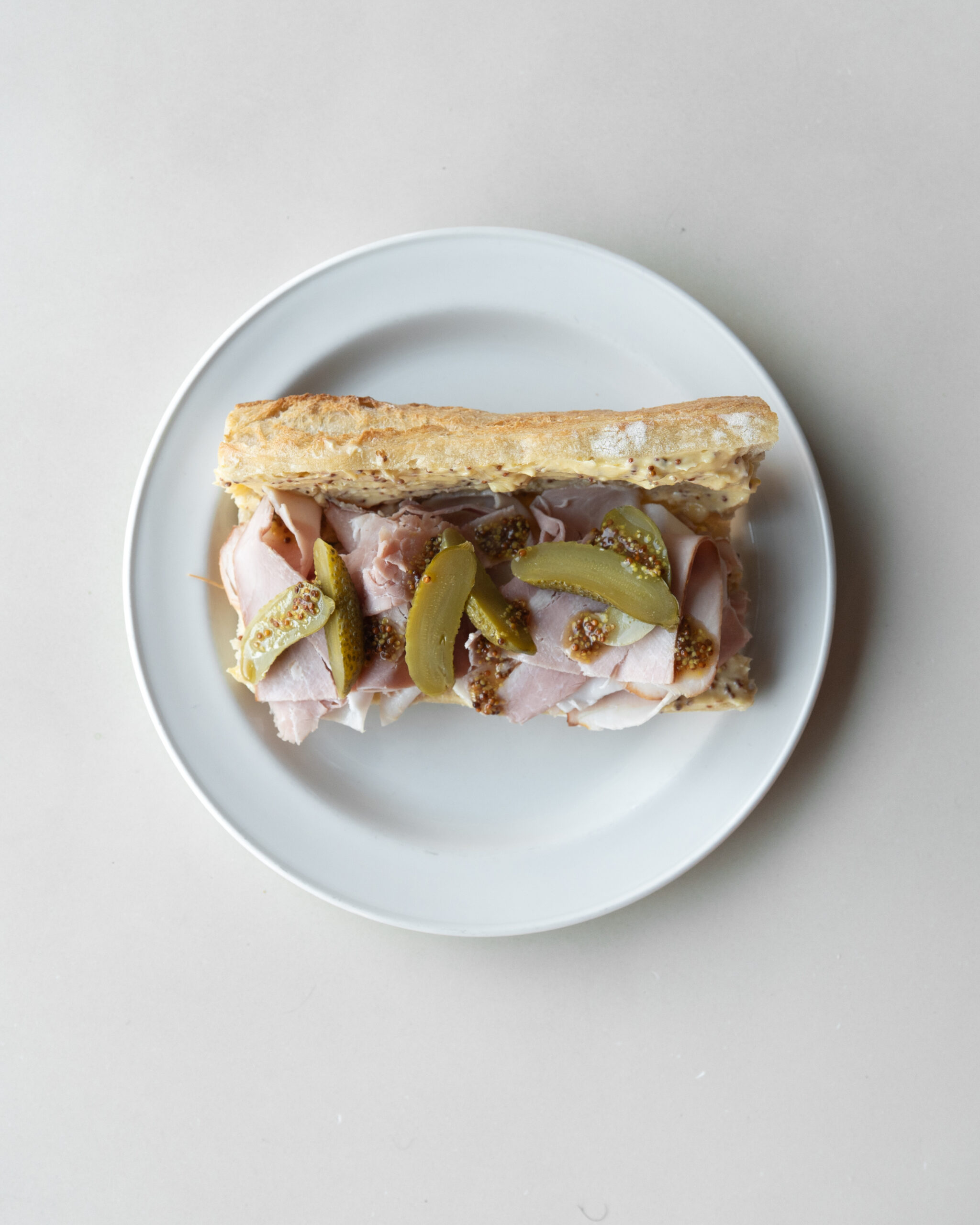 Bar Basta: Etwas Buntes für düstere Zeiten