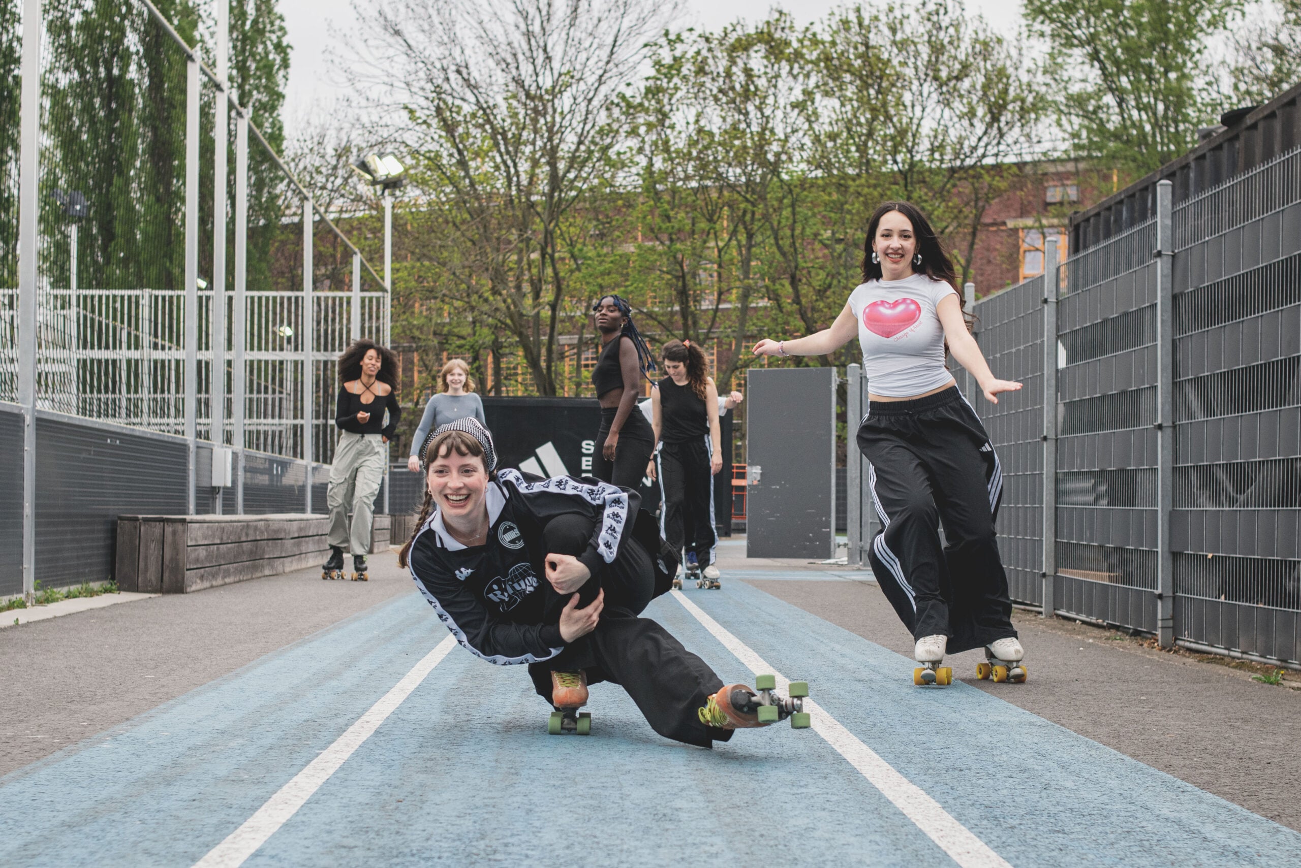 Rollschuhlaufen im Jam Skate Club: Zu Besuch im Herz der Szene