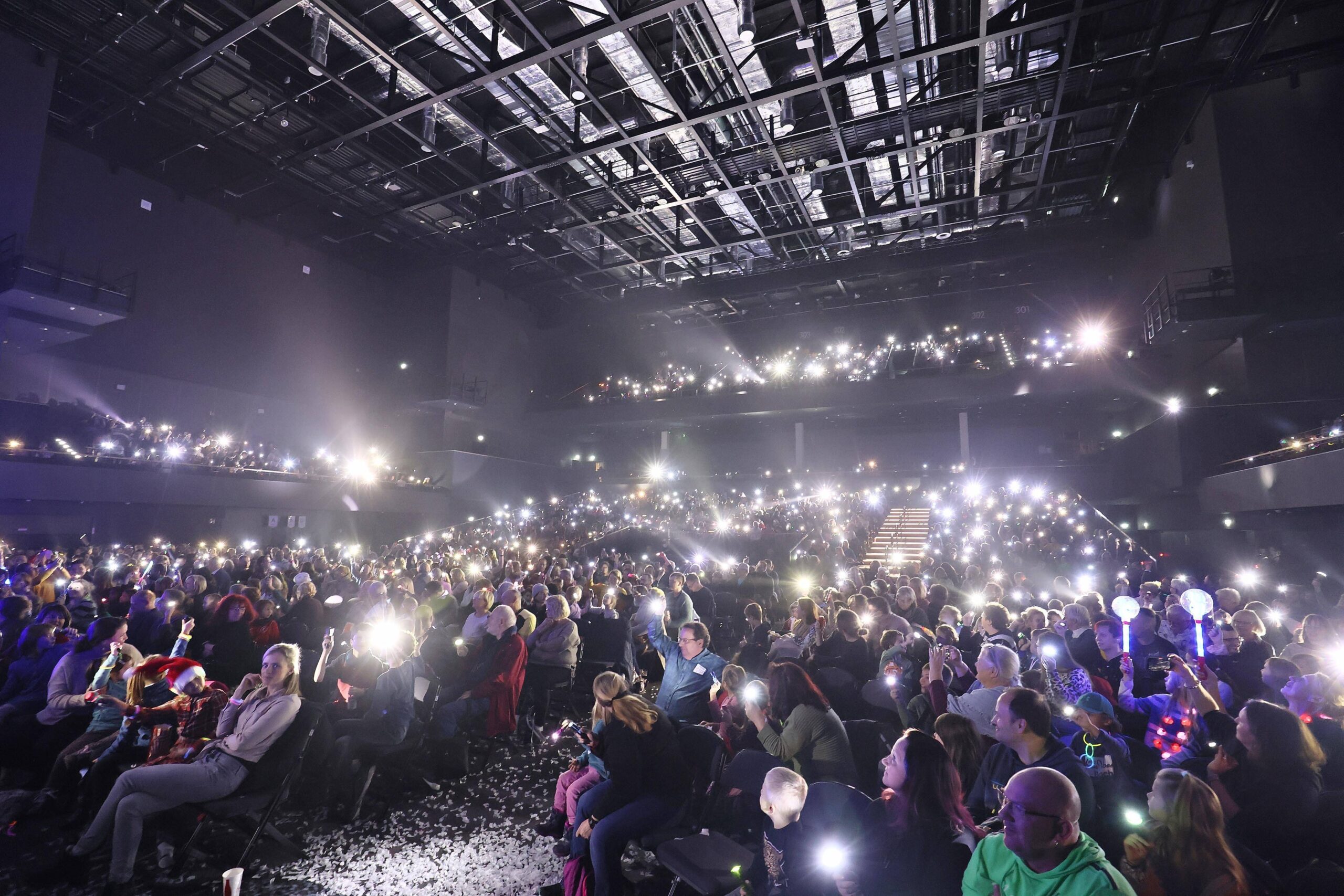 Weihnachtssingen in Berlin: Mitsingkonzerte zur Adventszeit